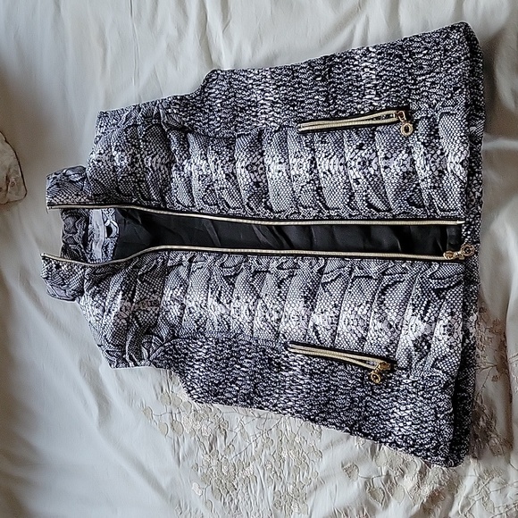 Andrew Marc | Jackets & Coats | Vest By Andrew Marc | Poshmark